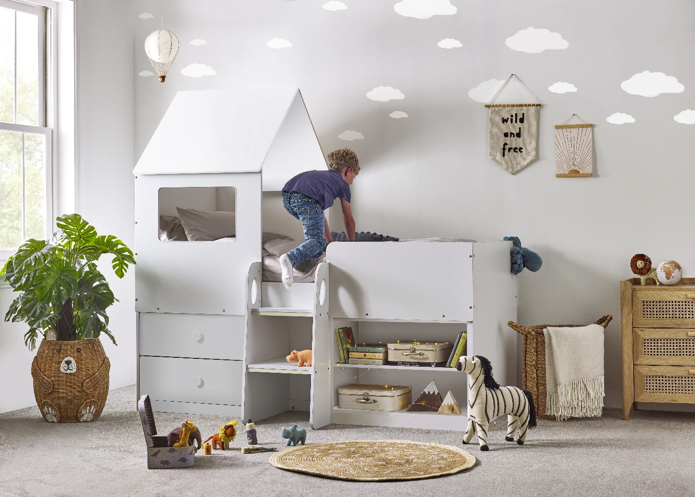 Orpheus Midsleeper - All White - Kids Treehouse Bed With Storage ...